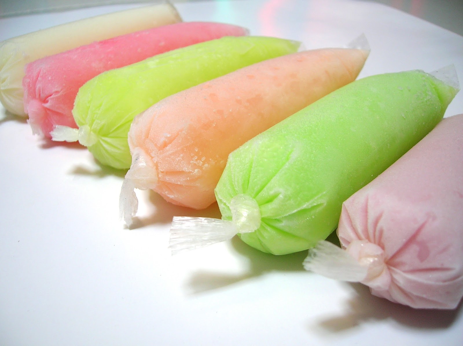 Resep Es Lilin Rasa Kacang Hijau, Strawberry Dan Buble Anggur | Resep ...