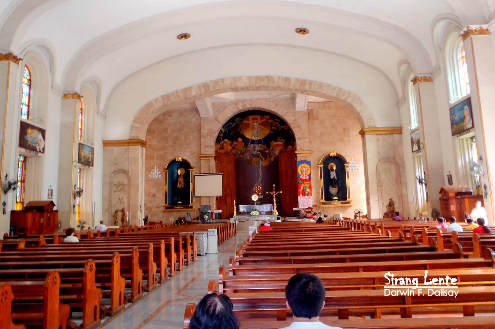 SIRANG LENTE: STA. CRUZ CHURCH, MANILA SIRANG LENTE: STA. CRUZ CHURCH, MANILA