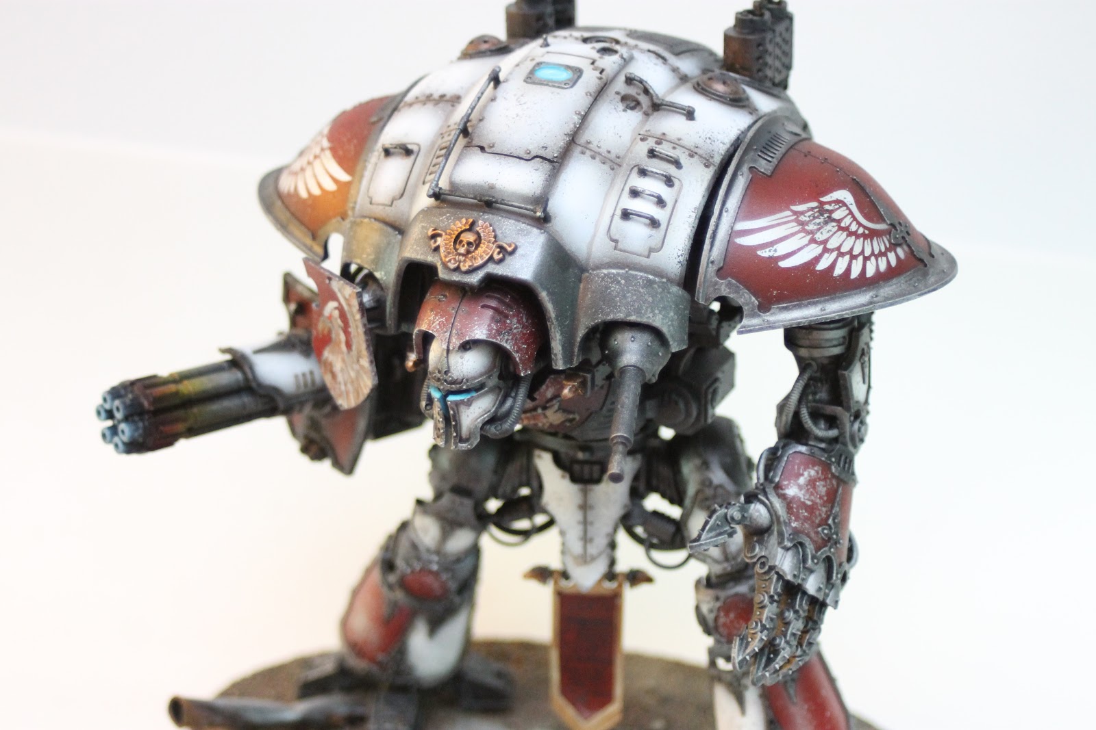 Facing The Grey Tide: Painting: Imperial Knight Showcase