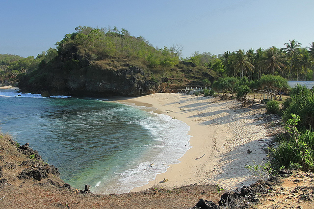 √ Inilah 8 Pantai Di Pacitan Jawa Timur yang Harus Anda Kunjungi ...