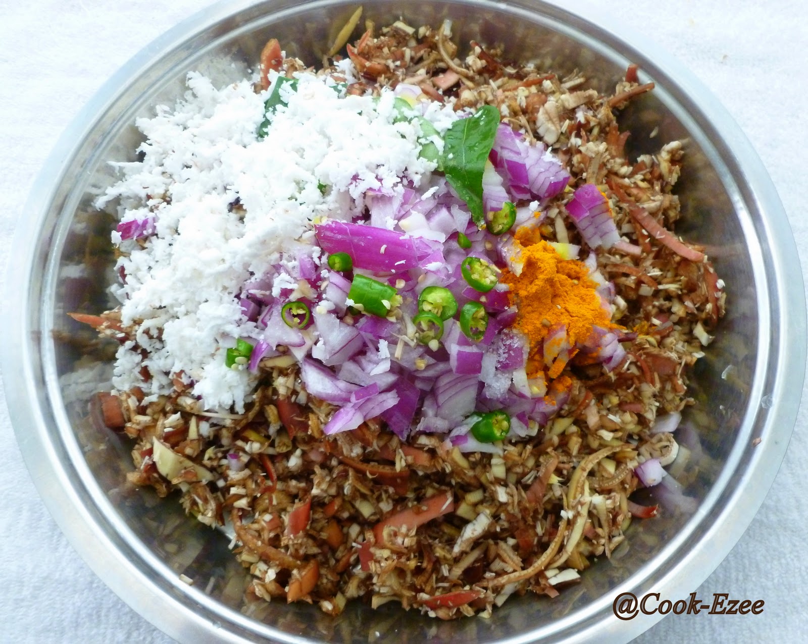 COOK-EZEE: Vazhakoombu Thoran - Plantain Flower Stir Fry(Sabzi)
