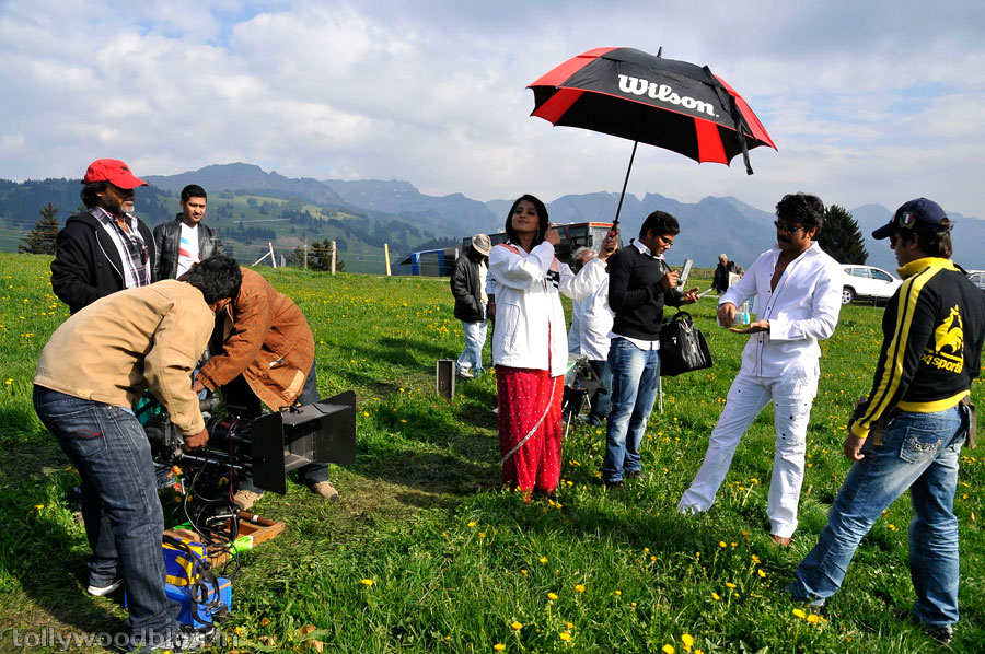 Damarukam Movie Working Stills of Nesthama Nesthama Song