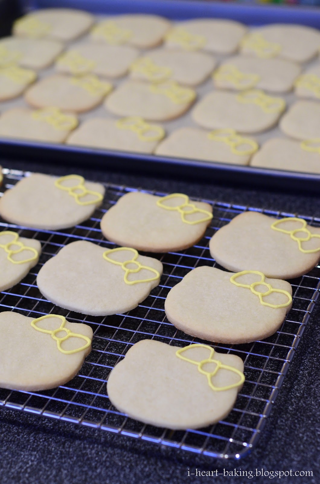i heart baking!: hello kitty cookies
