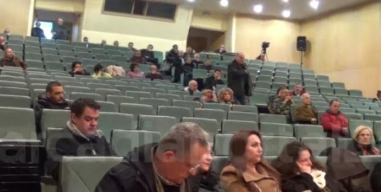 ΚΑΡΦΙΤΣΑ ΔΕΝ ΕΠΕΦΤΕ! ΒΟΥΛΙΑΞΕ (ΚΑΙ) Η ΤΡΙΠΟΛΗ ΓΙΑ ΤΑ 2 ΥΠΕΡΟΧΑ ΧΡΟΝΙΑ ...