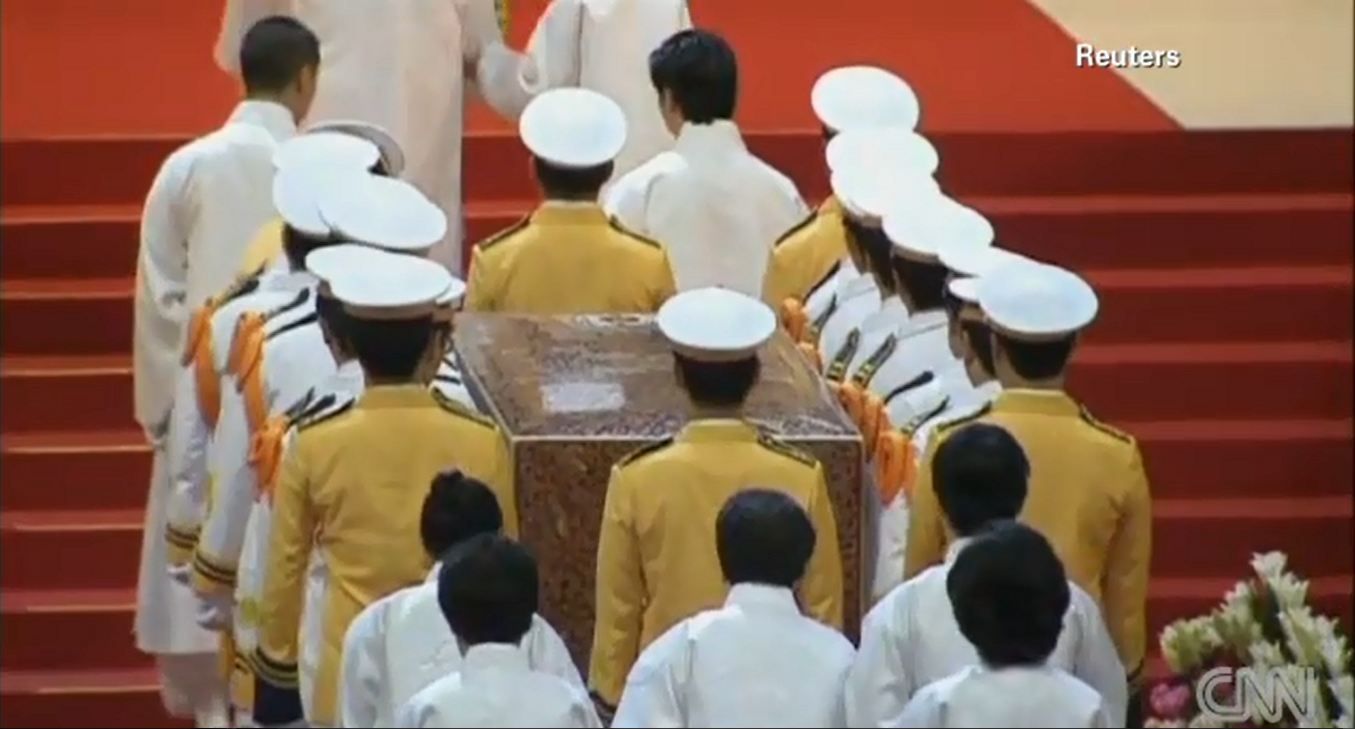 A Toast To Wealth: Video: Funeral for Rev. Moon attracted thousands of ...