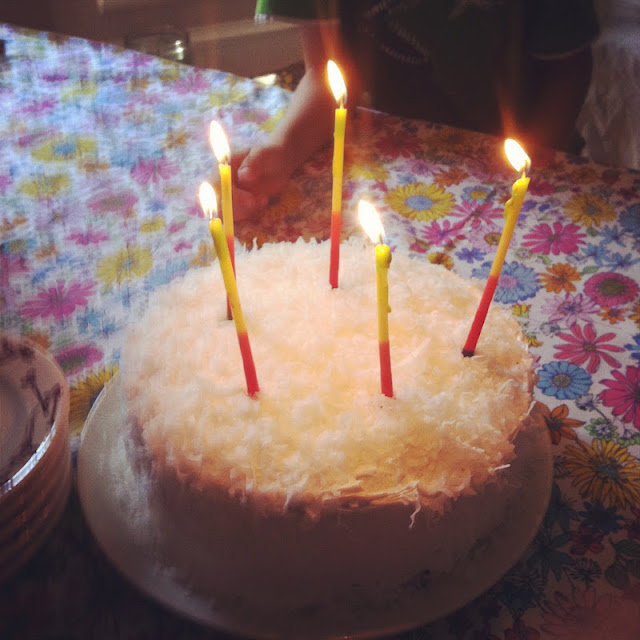 mamascout: monday missions :: make a wish cake