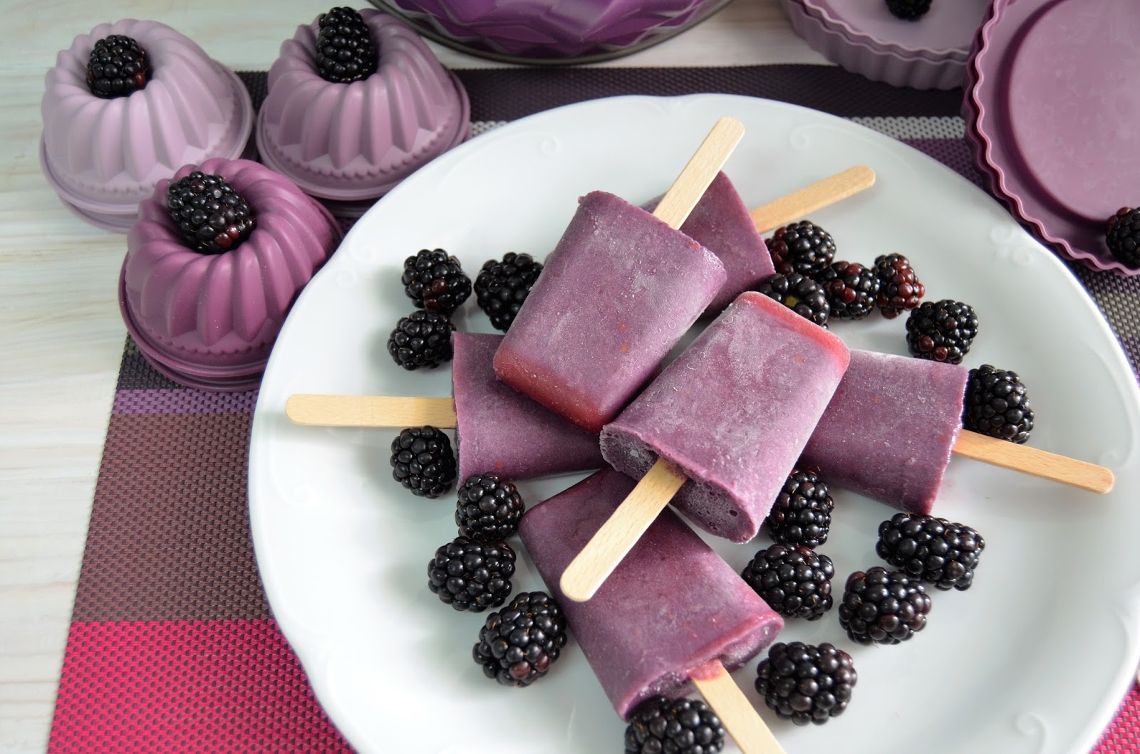 LAS DELICIAS DE MAYTE: HELADO DE MORAS (SIN LACTOSA)