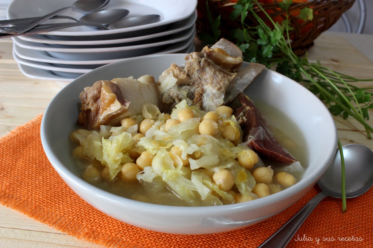JULIA Y SUS RECETAS: Cocido de col