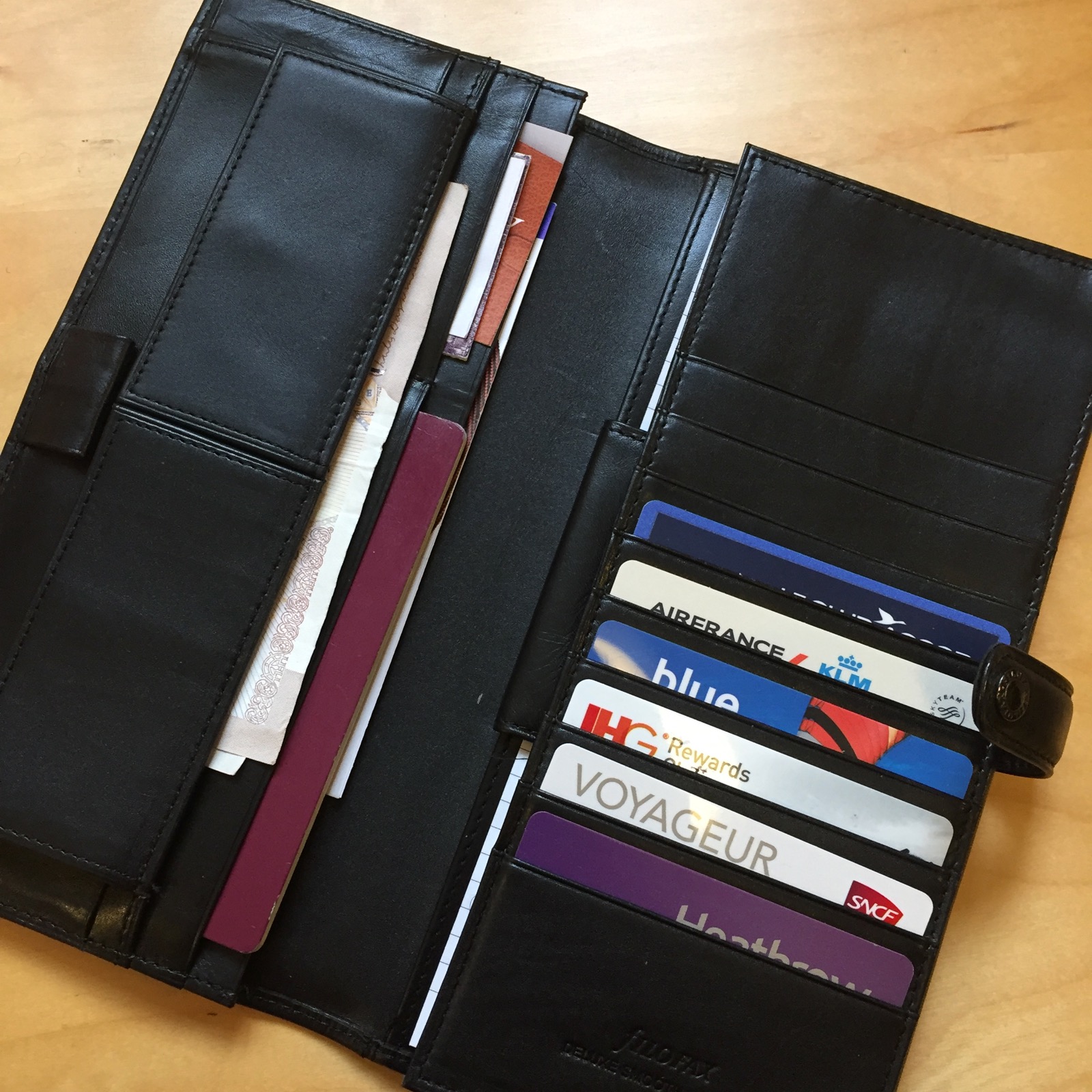 Philofaxy: Filofax Bromley Travel Wallet - Adaption