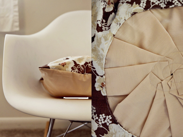pinwheel pleated pillow tutorial - see kate sew
