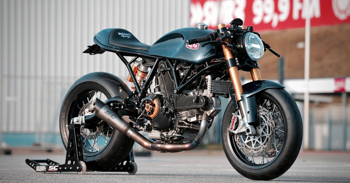 The official Nolan Bike - Inazuma café racer