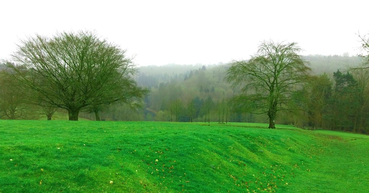 Cotswolds Travel: A Foggy Spring Round Miserden and Caudle Green