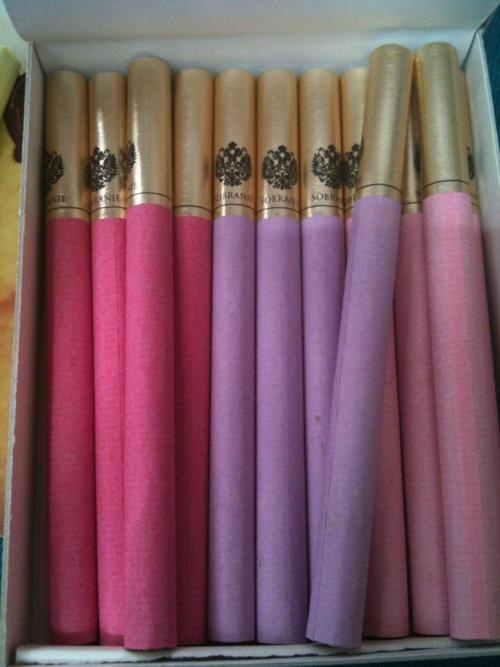 แหล่งรวมกราฟฟิกเจ๋งๆระดับ World class: Pink Cigarettes pink marlboro ...