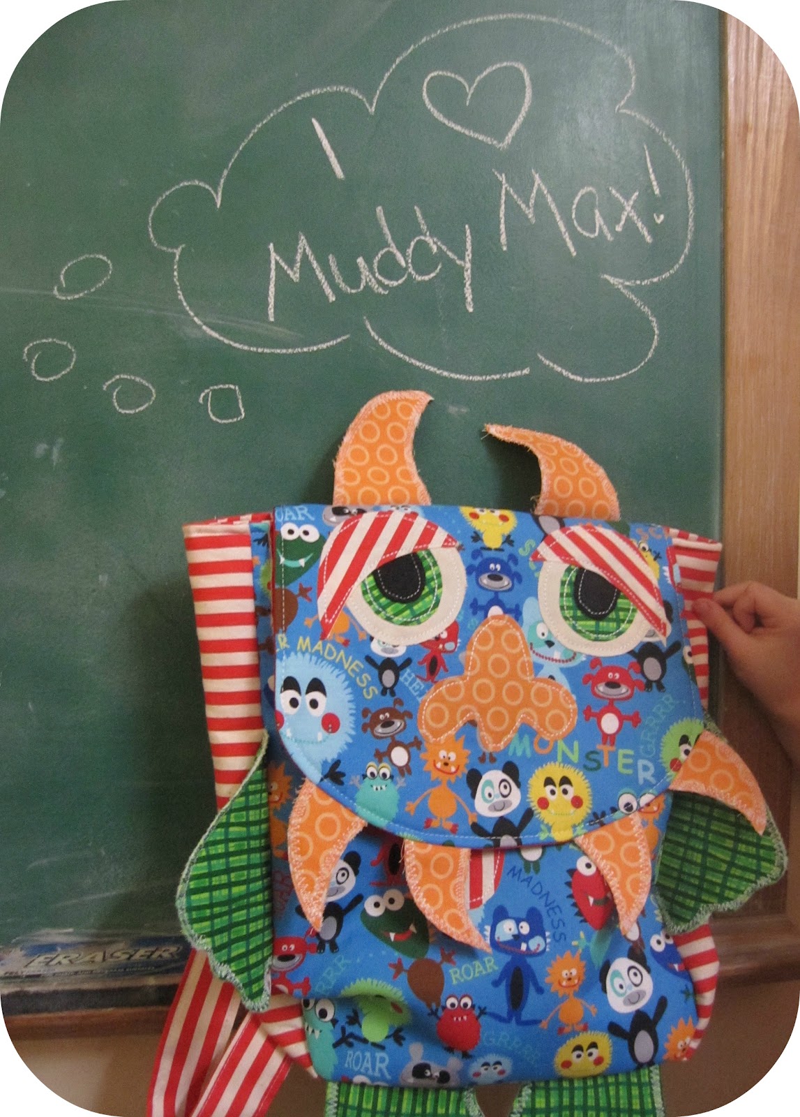 Hopeful Threads: Pattern Review - Monster Backpack from Muddy Max ...