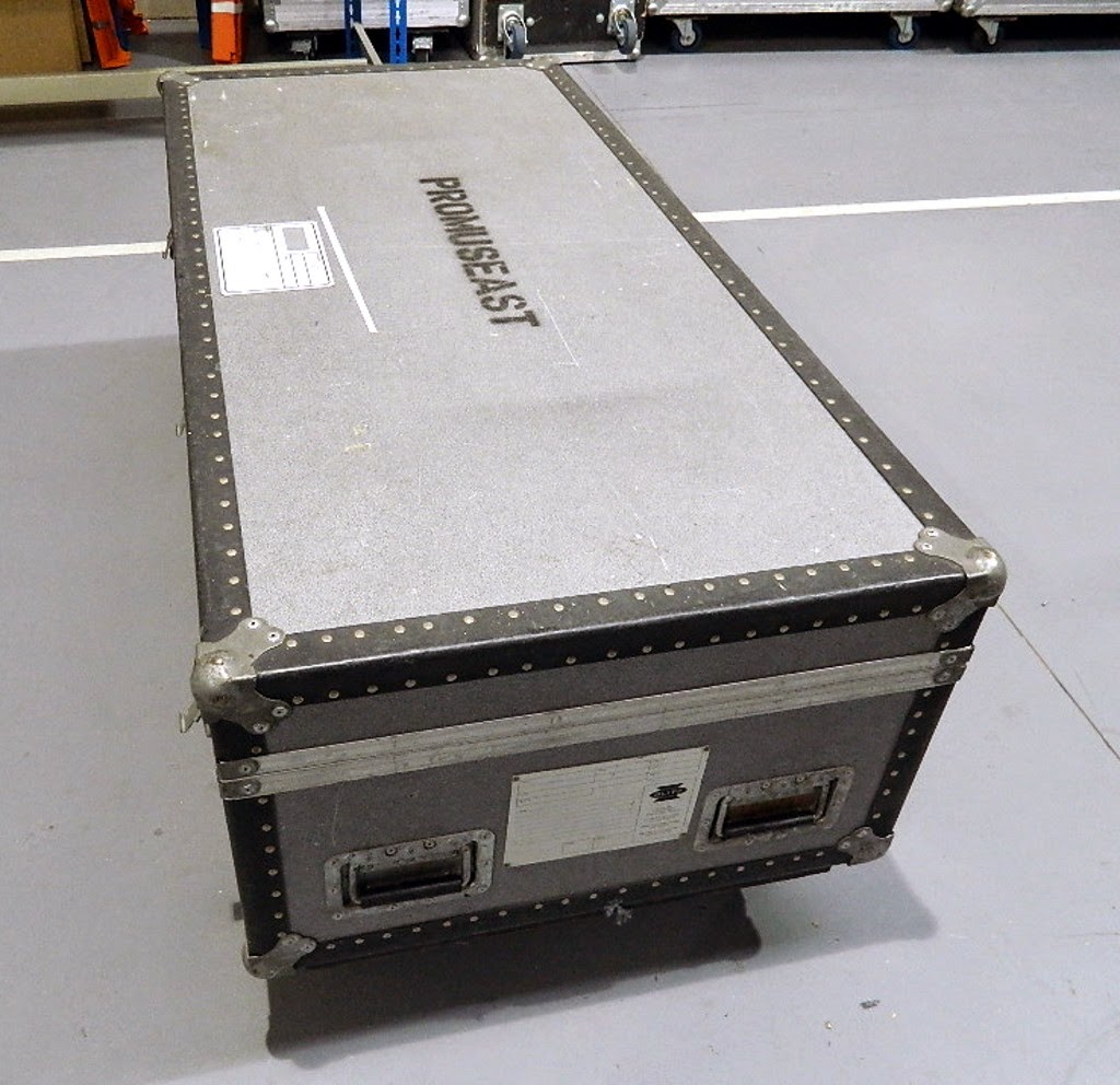 Sold - Extra Large Road Trunk Flight Case - £99 ~ One One Two.....