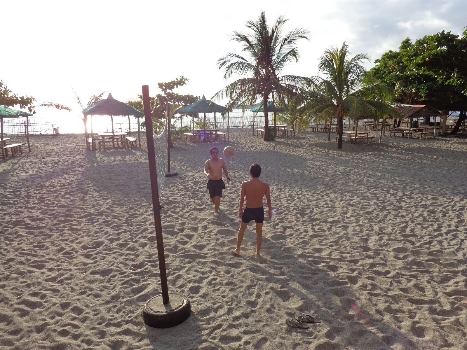 travelogue: Zambales Series Version 1.0: Canoe Beach Resort, Pundakit ...