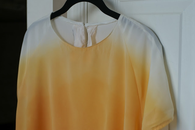 eyeful of lovely: DIY Dip Dye Ombre Top