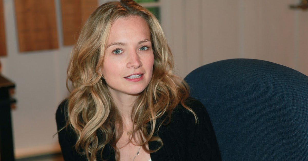 GRIGWARE INTERVIEWS: Playwright Bess Wohl Discusses Small Mouth Sounds