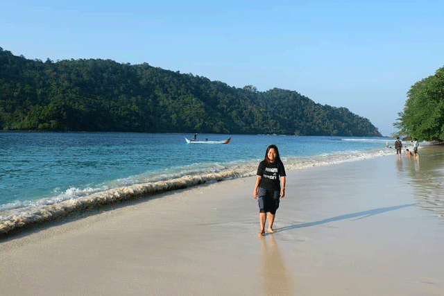 Keindahan Pulau Kelapa di Tanggamus Lampung - Tempat Wisata Lampung