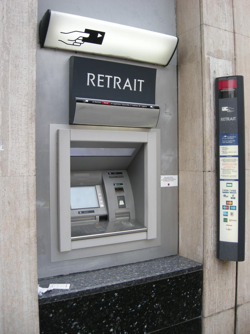 Billevesées: La Nostalgie: Le Distributeur et la Carte Bancaire