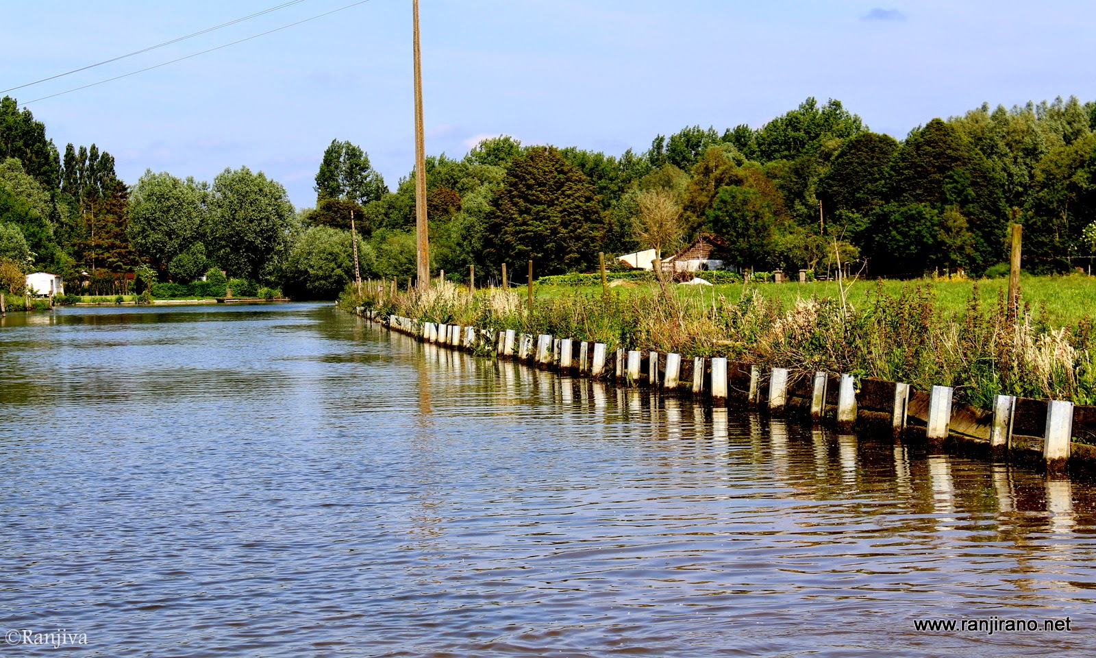 Paisible marais Audomarois et ses canaux [Le Nord] | Paysages et Fleurs ...