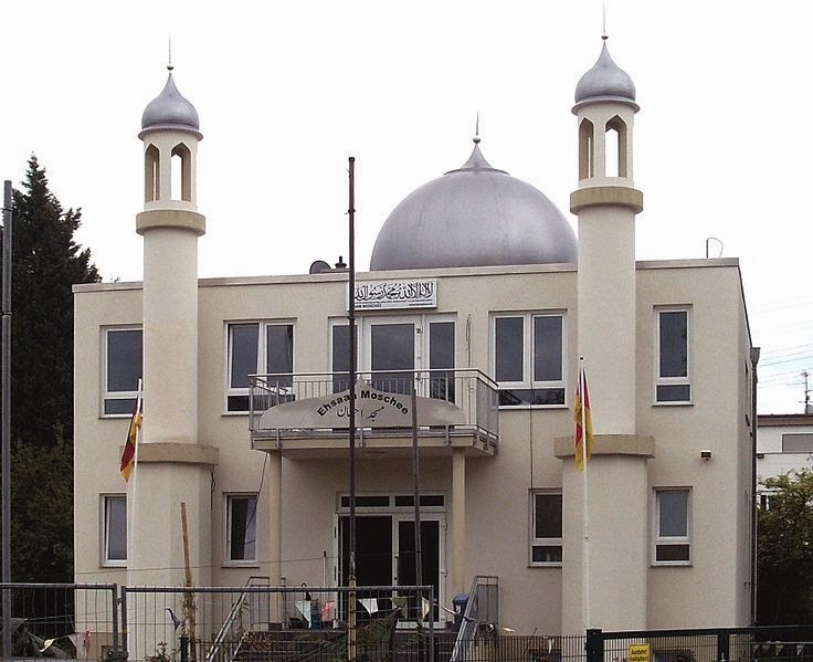 AHMADIYYA MOSQUE: Ehsan Mosque - Mannheim Baden-Württemberg Germany
