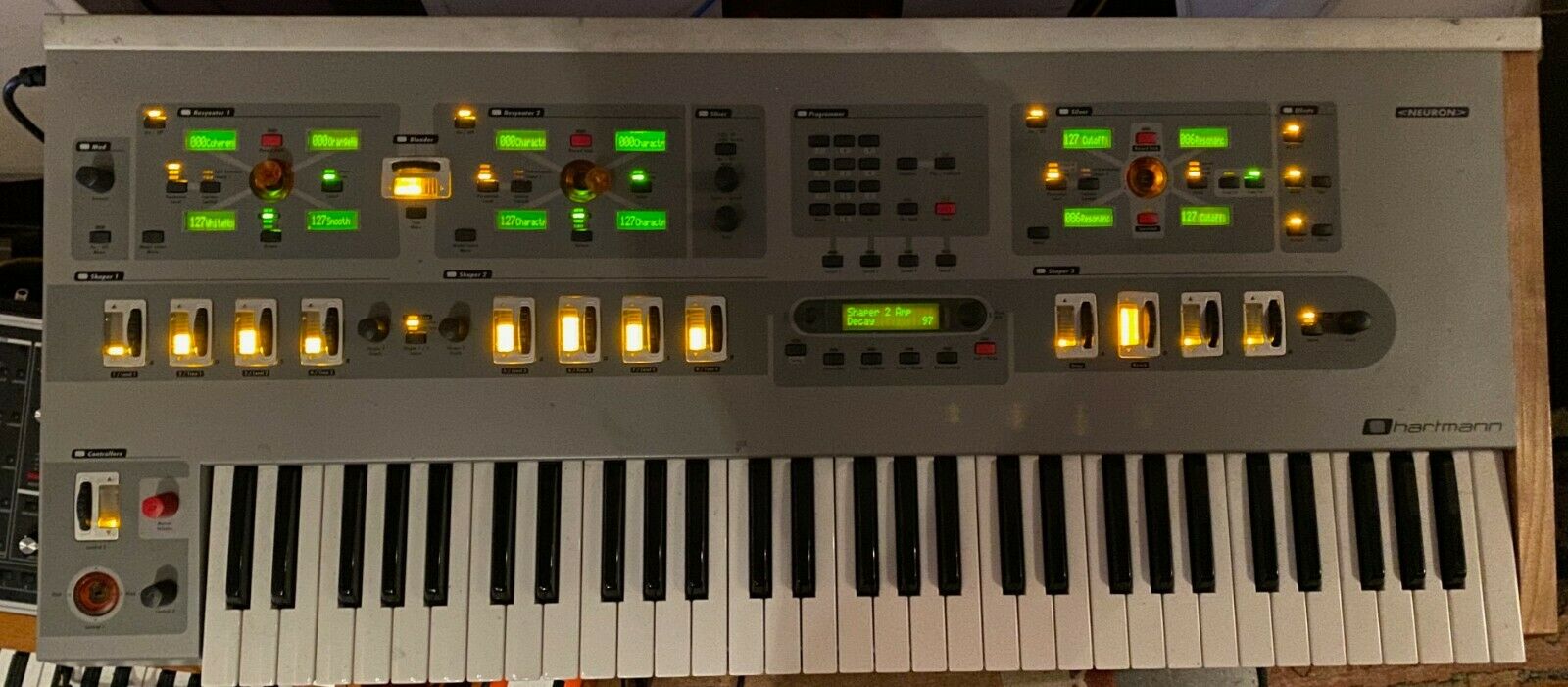 MATRIXSYNTH: Hartmann Neuron polyphonic synthesizer w/ surround output ...