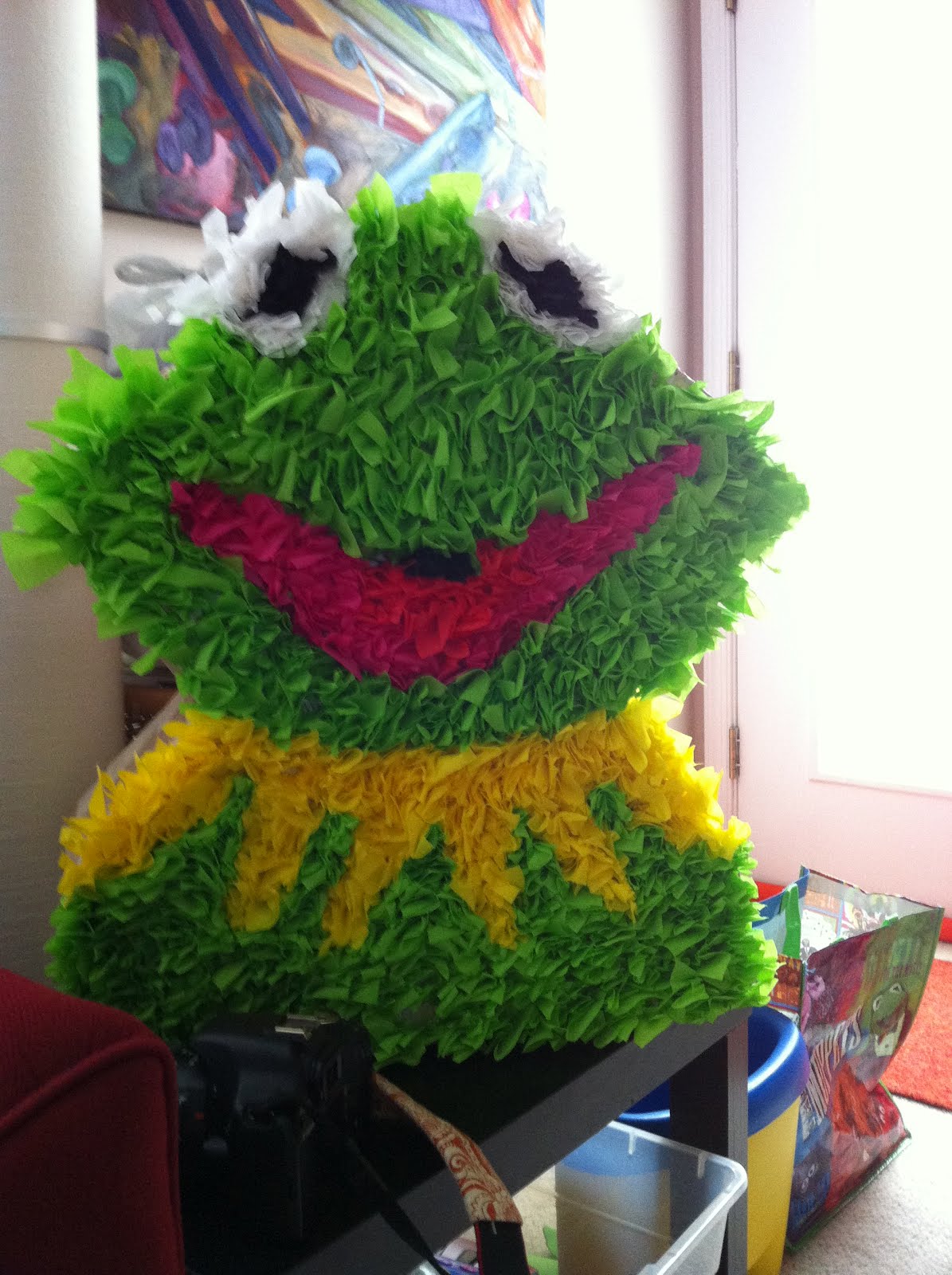 everywhere orange: Kermit party: decor, games and craft