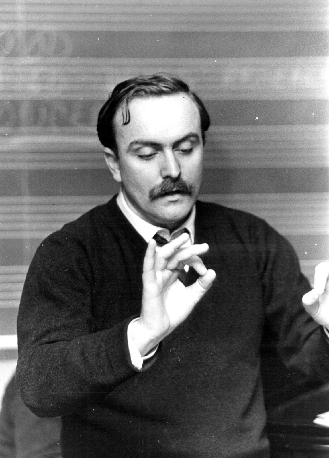 ARTIFACT ARCHIVE: Alvin Lucier in MUSIC WITH ROOTS IN THE AETHER (1976 ...