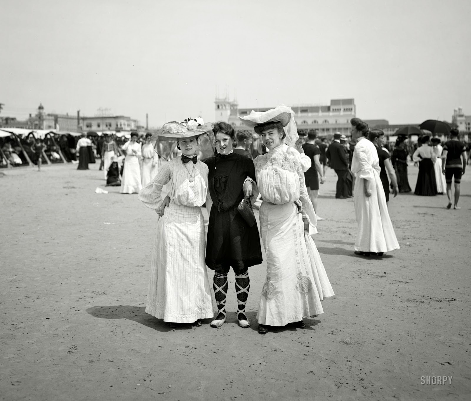 30 Interesting Vintage Photos of Swimwear Styles From the Victorian Era ...