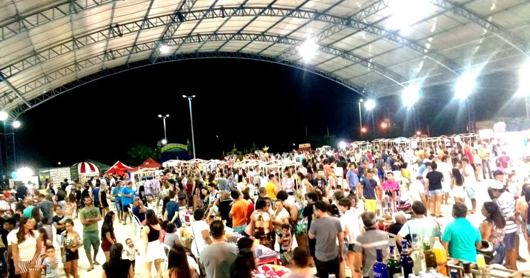 .: Sucesso: Feira da Lua reuniu mais de uma centena de expositores e ...