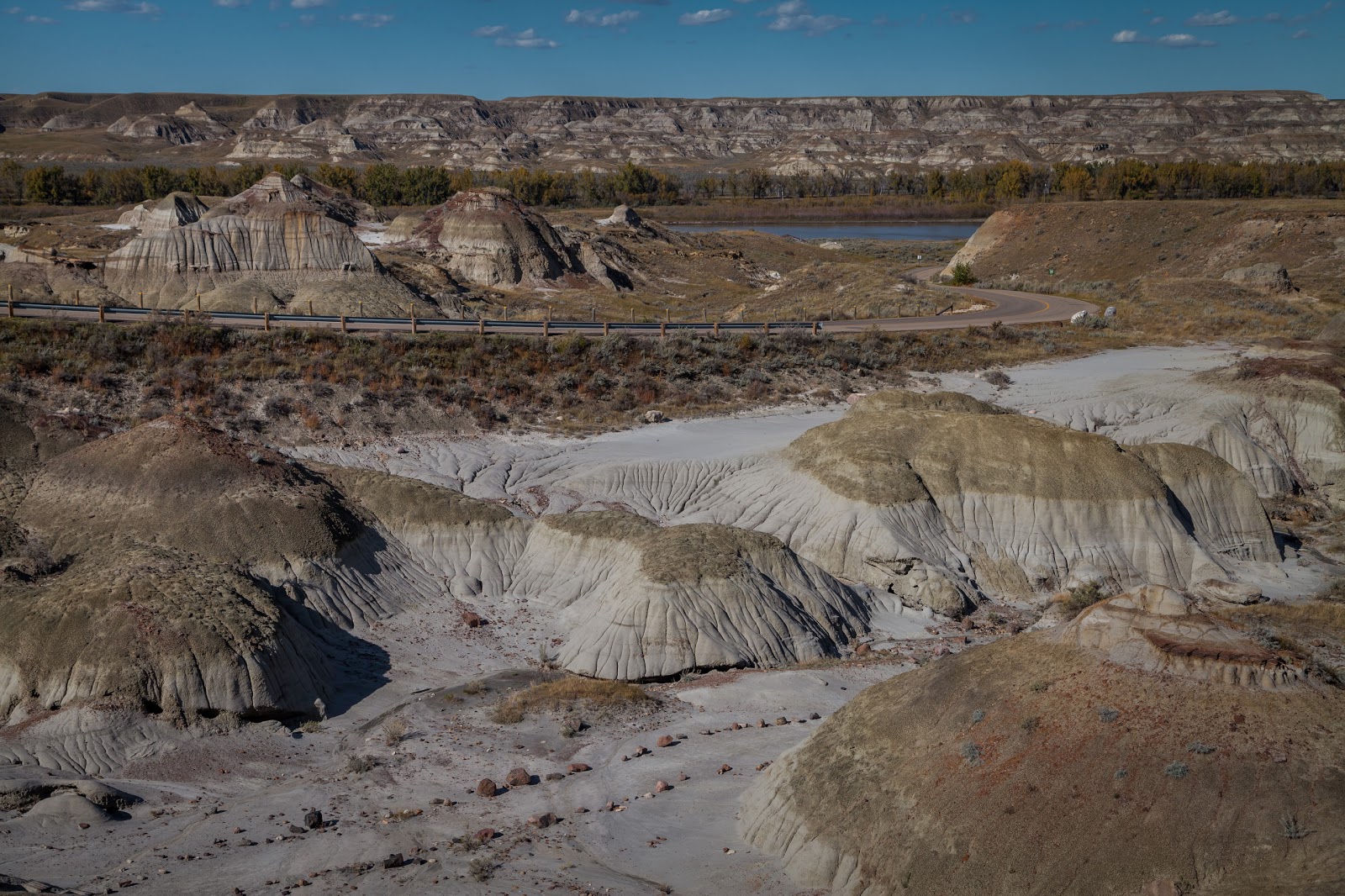 The Largest Badlands in Canada - Explore the World with Simon Sulyma