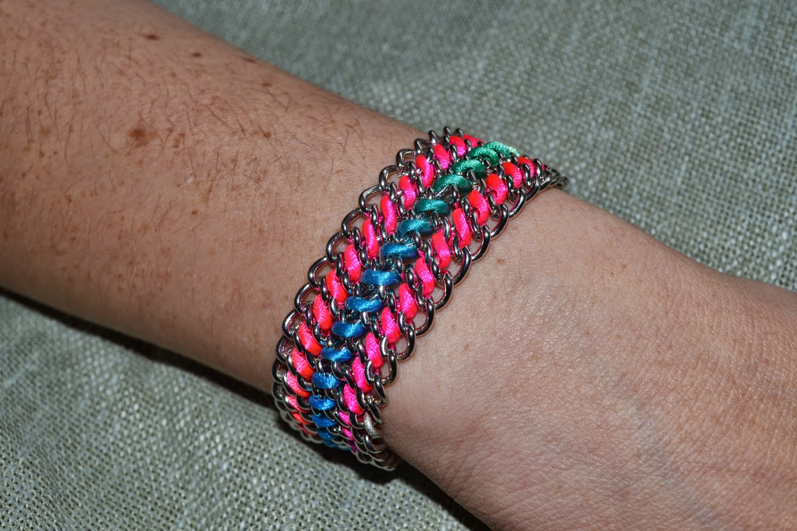 Pulseras veraniegas! | Manualidades