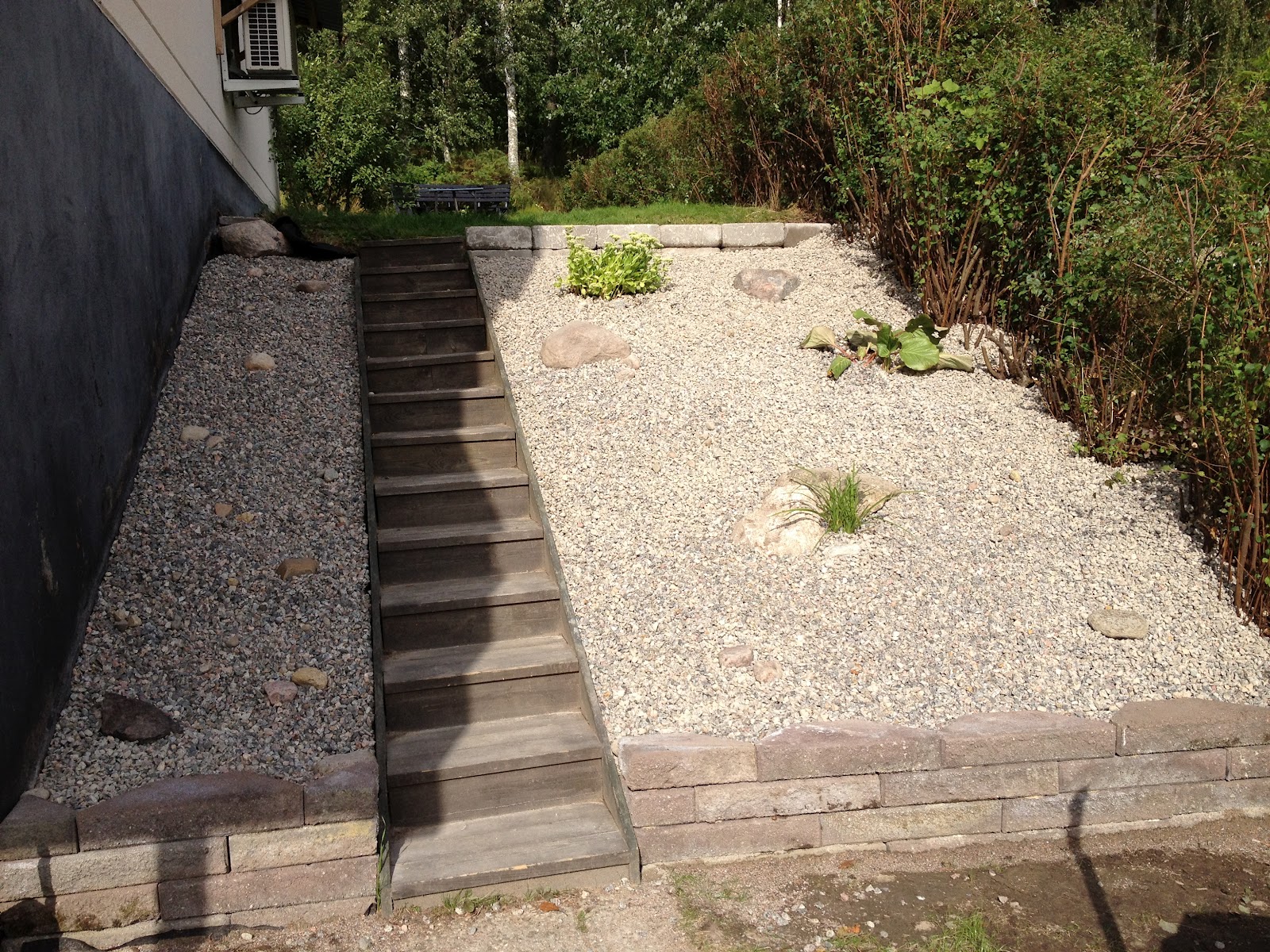 Liet: Att anlägga en stenrabatt, del 4