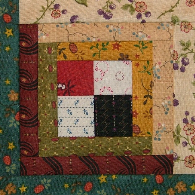 Linda's Page: 2-Patch Log Cabin