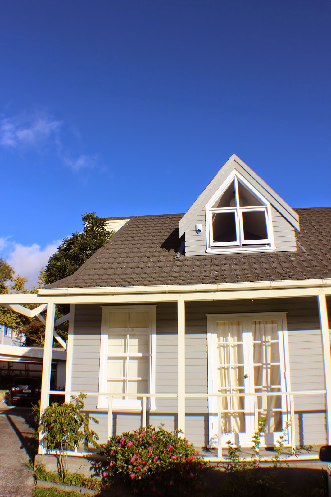 Colonial Revival - Our Churton Abode: House Painting.... Weatherboards ...