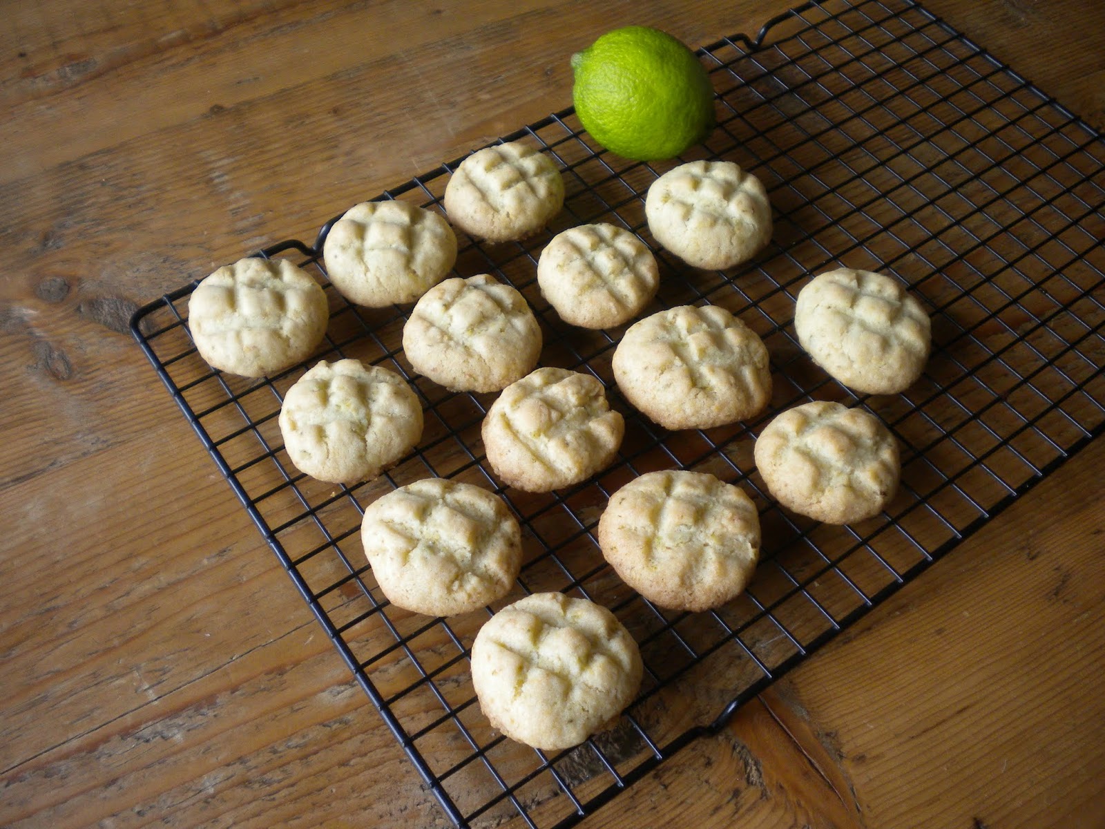 Conny Bakes: Lime Lattice Cookies