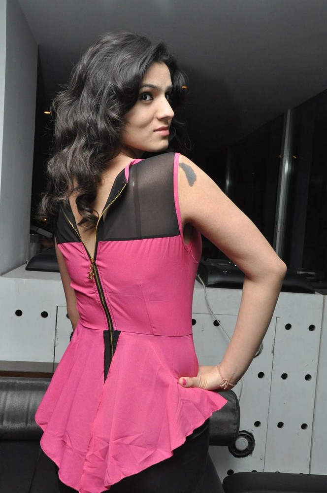 Lucky Sharma Spicy Hot Photos - Hot PHOTOSHOOT Bollywood, Hollywood, Indian Actress HQ Bikini ...