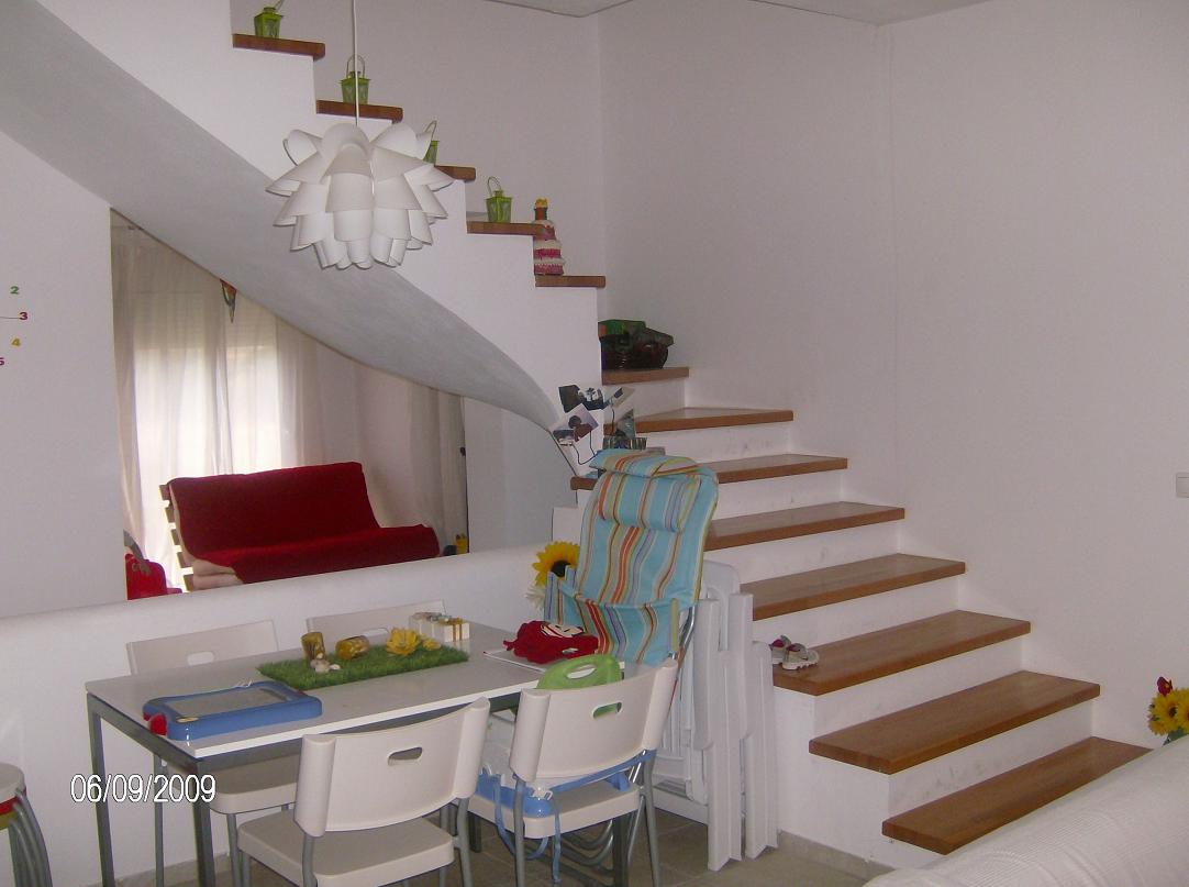 ΑΡΧΙΤΕΚΤΟΝΙΚΑ ΘΕΜΑΤΑ και ΠΡΟΤΑΣΕΙΣ.: Παραθαλάσσια κατοικία ...με λίγα ...