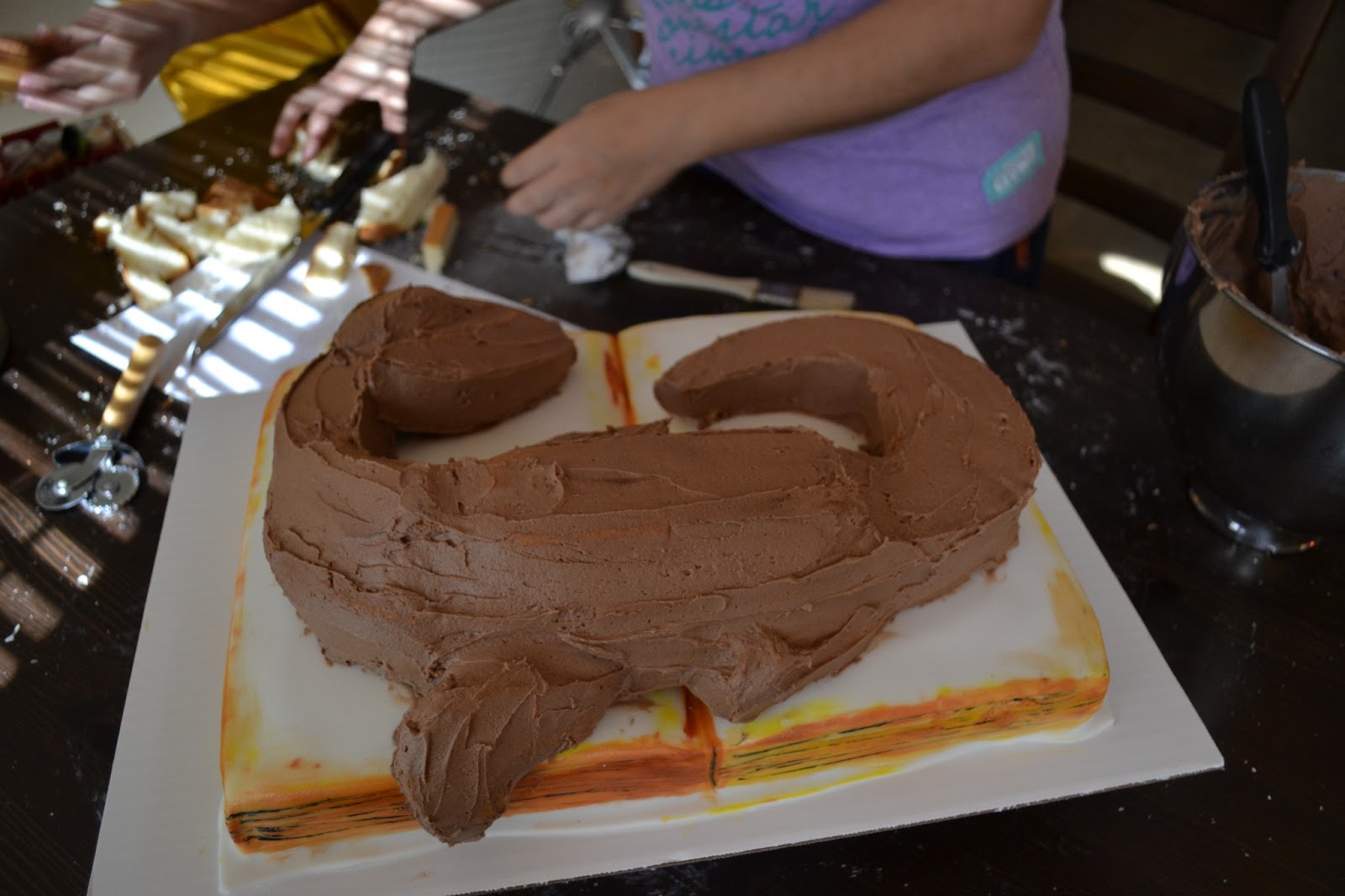 Hyde's Creations: Dragon Cake Tutorial