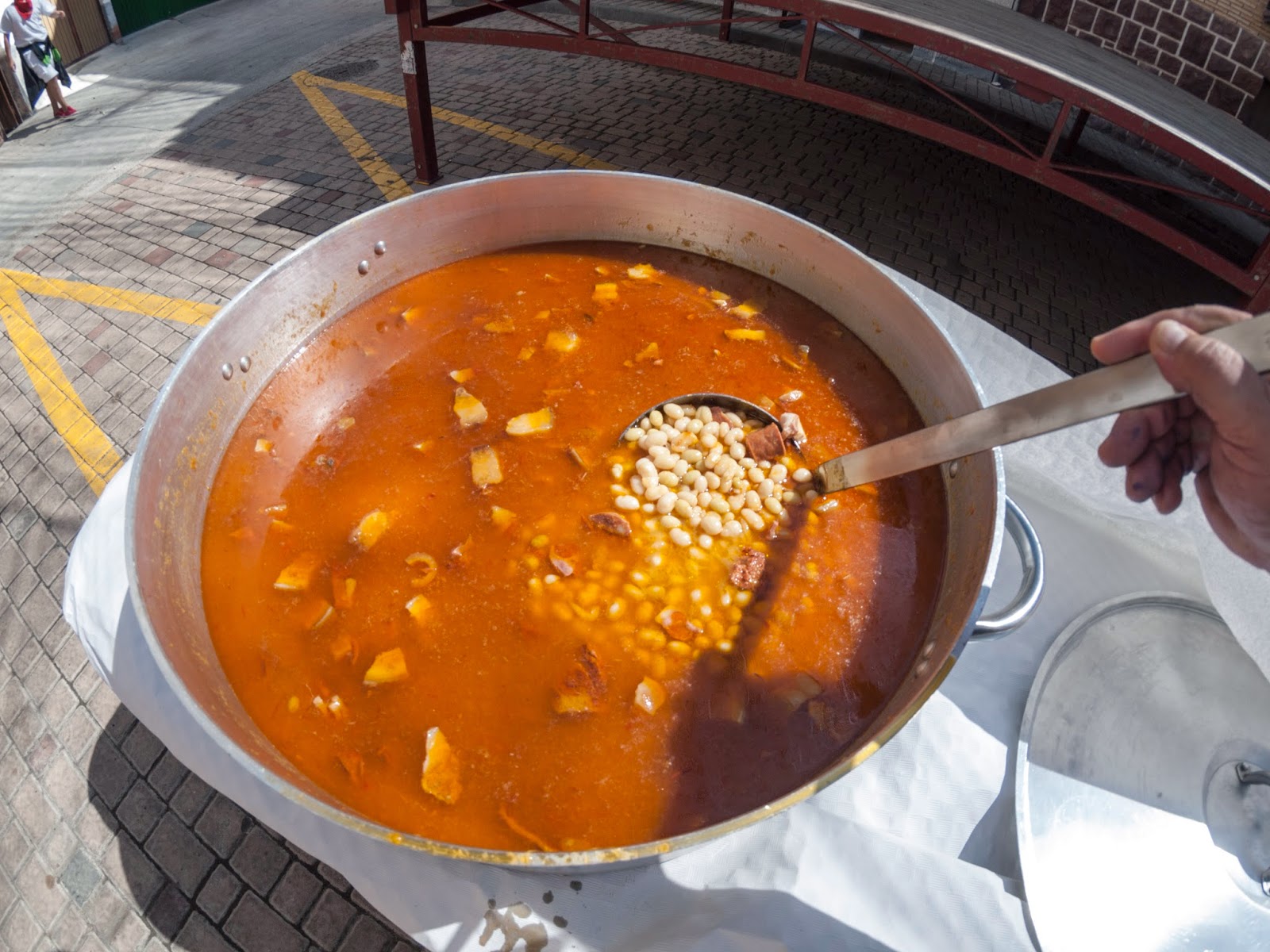 Andosilla Gastronómica: POCHADA POPULAR