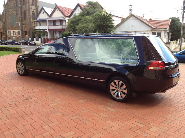 The Other Side Of Funerals: The Hearse - Telling them apart