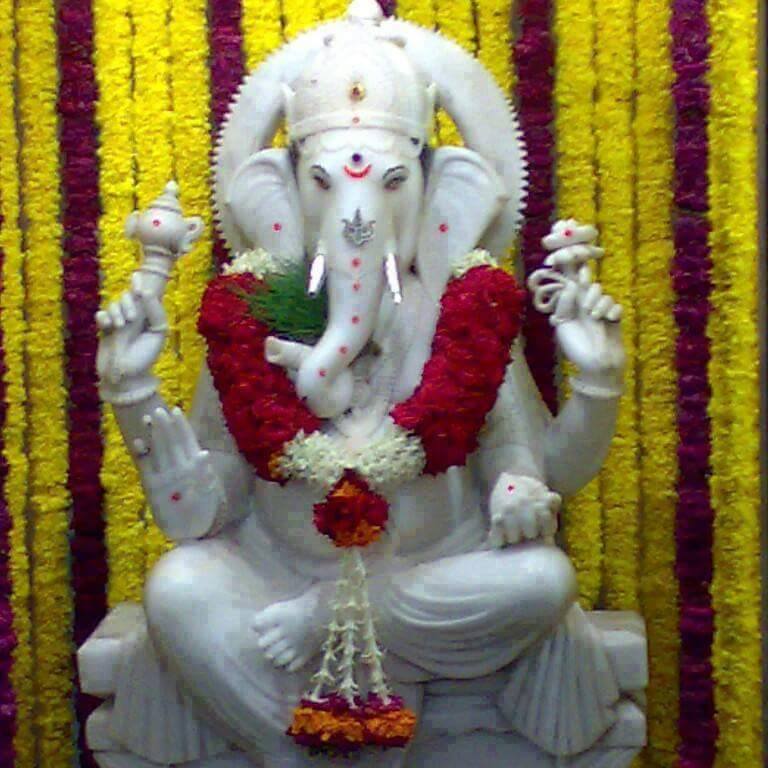 CHODAVARAMNET: LORD VIGNESWARA PICS