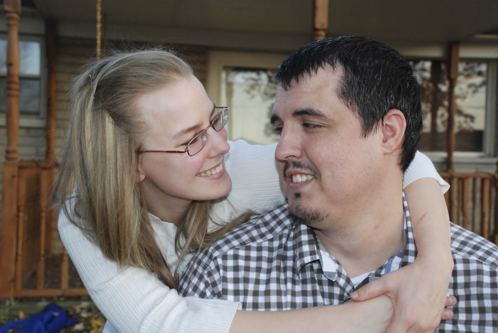 Sara Klinglesmith Photography: Lindsey and Ricky Christian Engagement ...