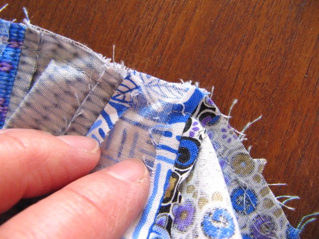 Sew Many Ways...: How to Assemble the Double Wedding Ring Block...
