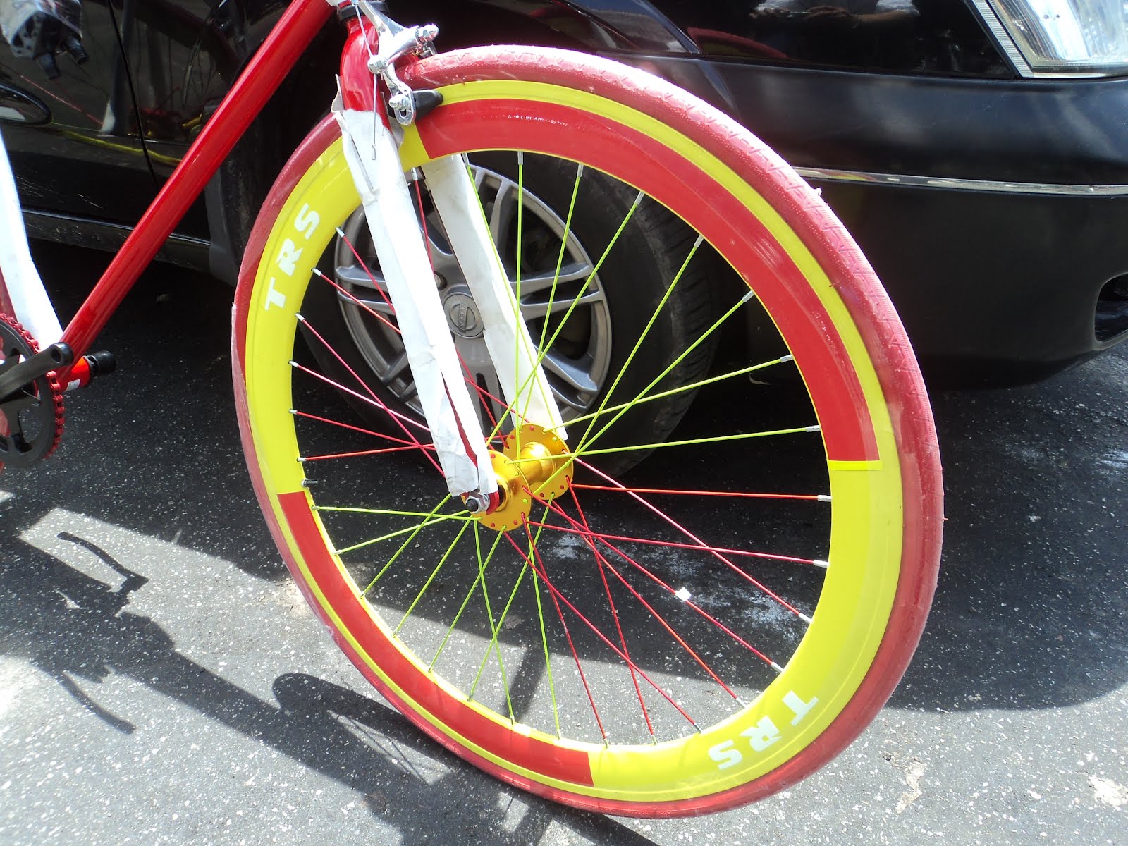 The Right Bike Store II: 700C Custom Made New Fixed Gear Bicycle ...