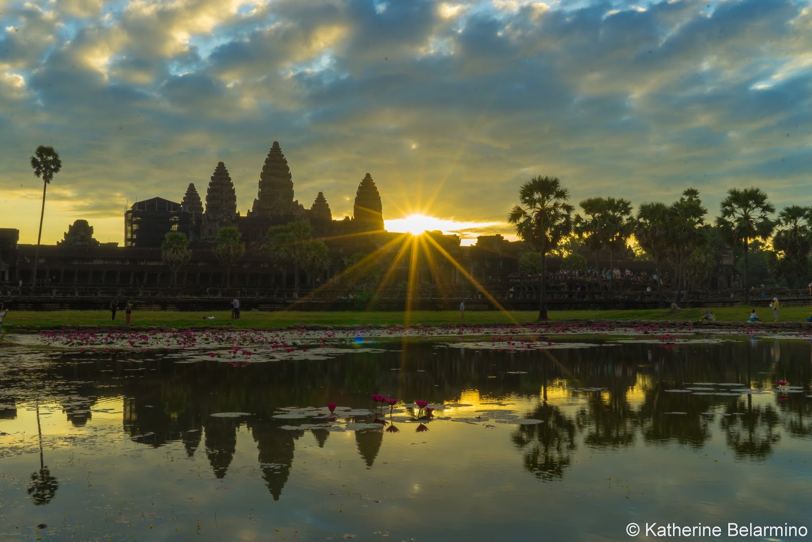 Tips for Watching and Photographing the Angkor Wat Sunrise | Travel the ...
