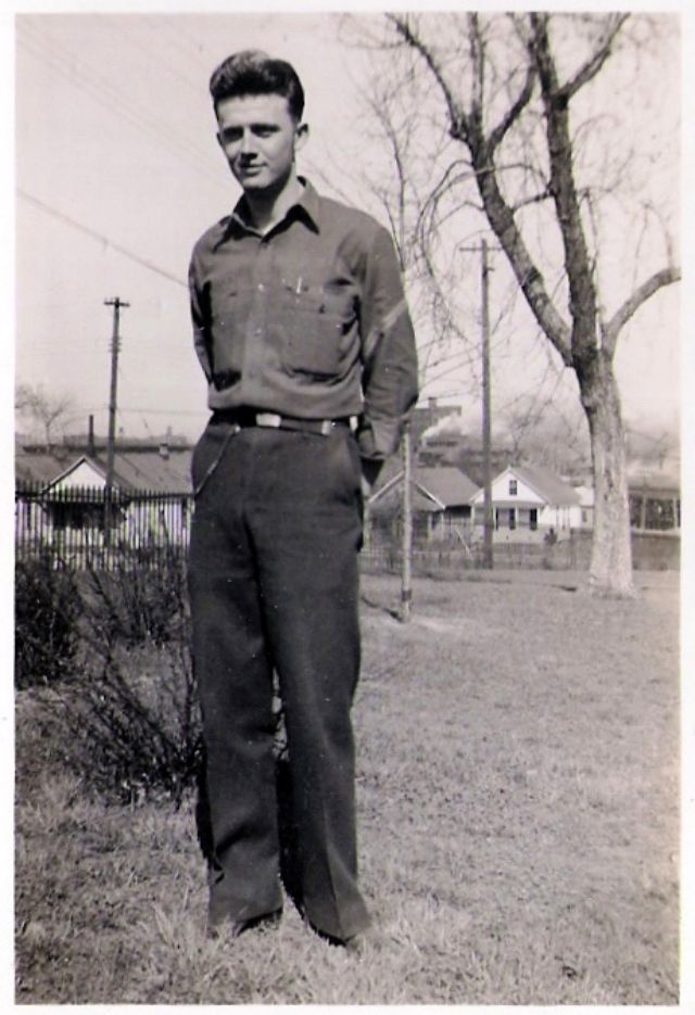 Wartime Fashion: 45 Found Snaps That Defined Men's Fashion During WWII ...