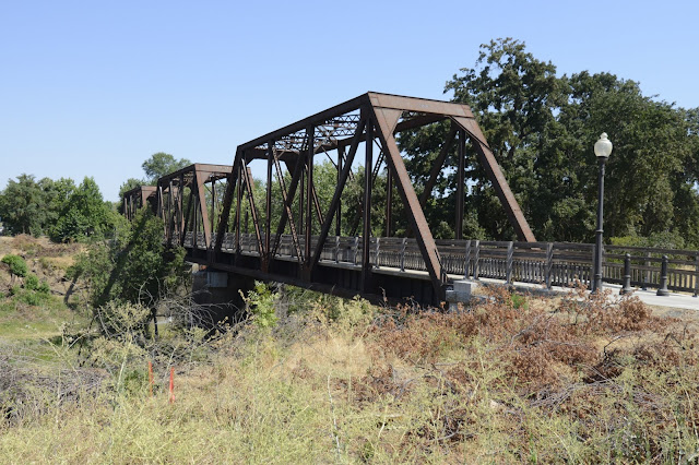 Bridge of the Week: Yolo County, California Bridges: J Robert Chapman ...