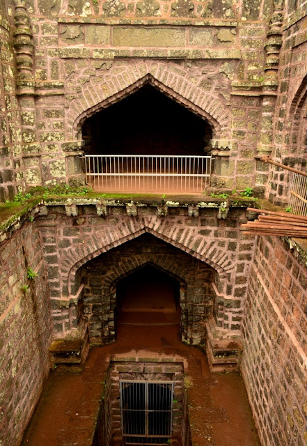 Travel-India: Panhala Fort near Kolhapur